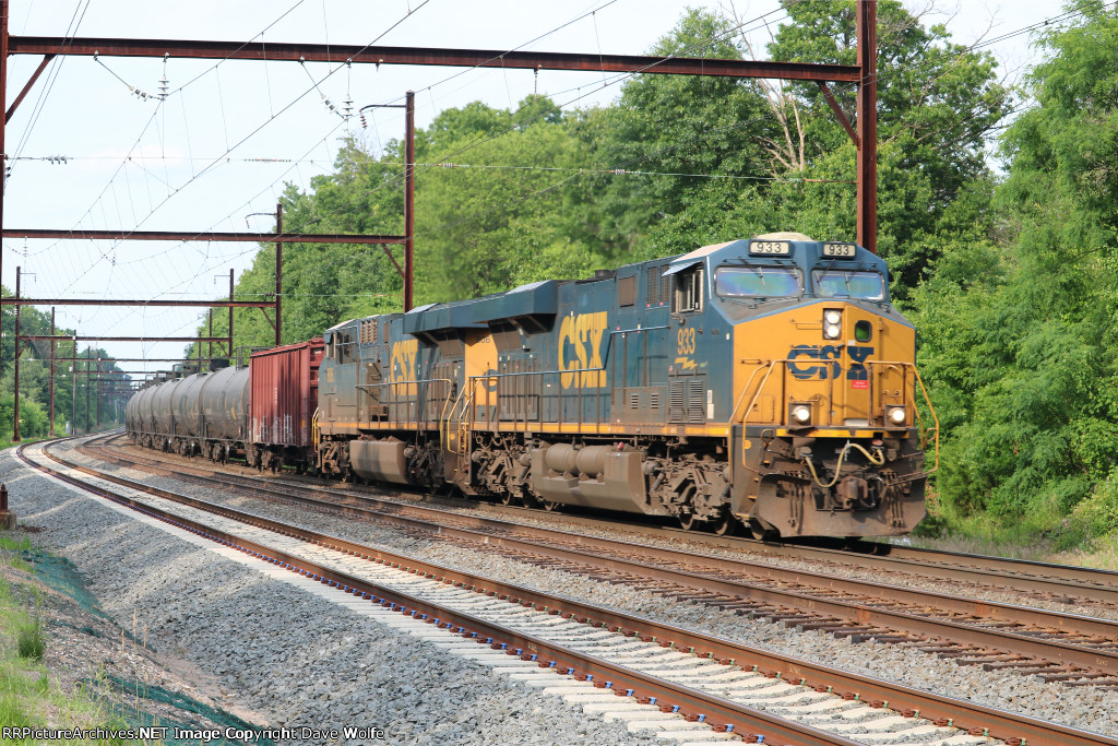 CSX 933